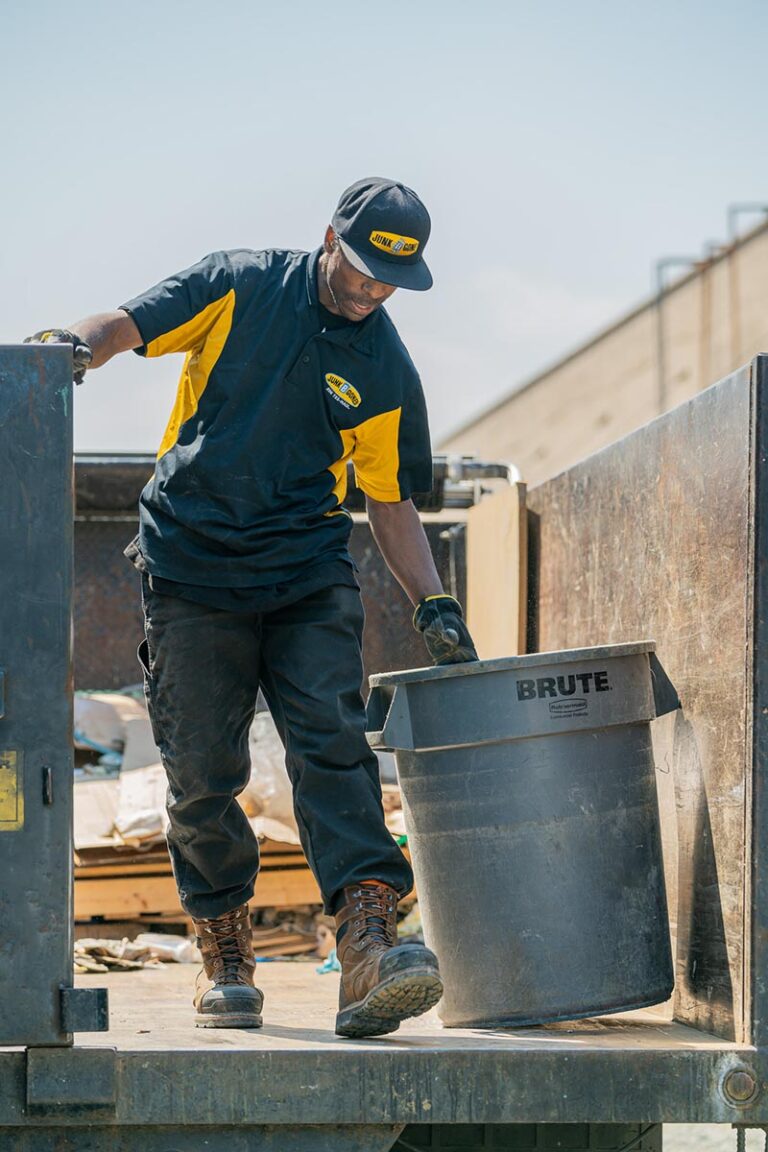 Junk Removal Seattle | Junk Hauling & Rubbish Removal